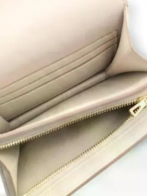 Hermès 2019 2002 Betton Bi-fold Wallet