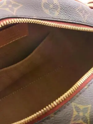 LOUIS VUITTON Monogram Boîte Chapeau Souple Shoulder Bag