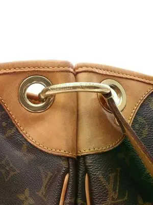 LOUIS VUITTON Galliera Gm Monogram Shoulder Bag