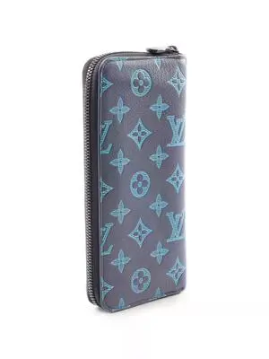 LOUIS VUITTON 2021 Monogram Shadow Zippy Wallet - Grey