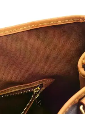 LOUIS VUITTON Monogram Batignolles Horizontal Shoulder Bag