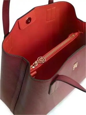 Tommy Hilfiger Logo Plaque Tote Bag