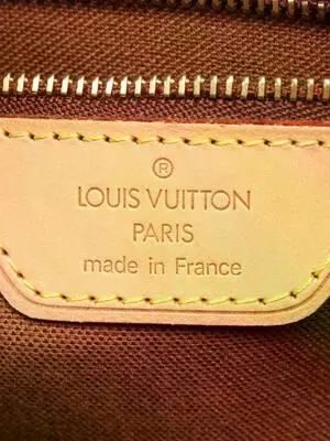 LOUIS VUITTON Monogram Vivian Gm Tote Bag