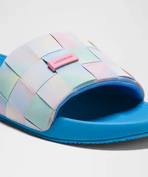 Lululemon Restfeel Woven Slide