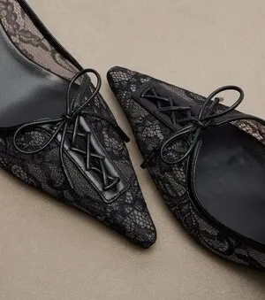 JIMMY CHOO Scarlett Lace Pumps - Black