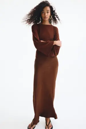 H&m Crinkled Satin Maxi Skirt