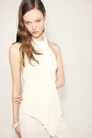 H&m Crinkled Halterneck Top With Tie Detail