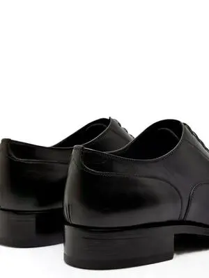 TOM FORD Cap-toe Lace-up Shoes