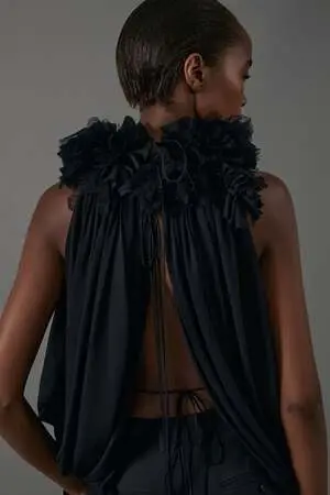 HEIRLOME Lizette Top With Removable Chantilly Lace Collar