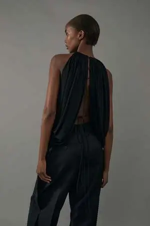 HEIRLOME Lizette Top With Removable Chantilly Lace Collar