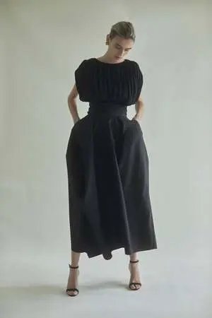 HEIRLOME Karla Midi Skirt In Italian Silk-wool Faille - Black