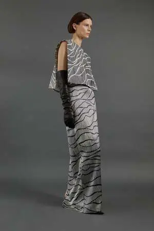 HEIRLOME Milagros Top In Linear Print