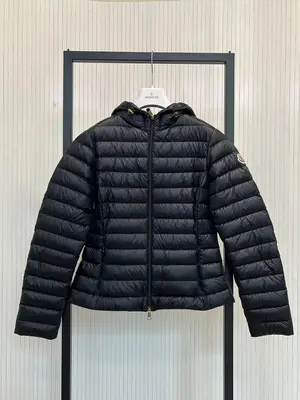 Moncler Short Zip-up Padded Jacket With Hood - Black