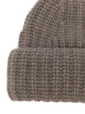 LISA YANG Ribbed Beanie