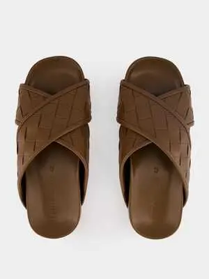 Bottega Veneta Tarik City Leather Sandals - Brown