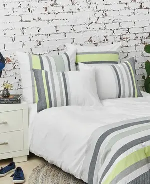 Carol & Frank Jones Queen Duvet Cover