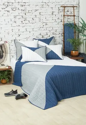 Carol & Frank Asymmetrical Queen Quilt