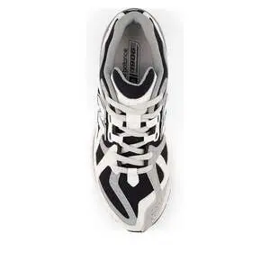NEW BALANCE 1906u Sneakers - Black/white/grey