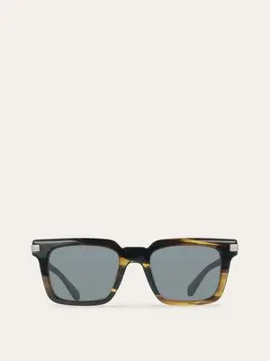 FERRAGAMO Rectangular Frame Sunglasses - Green