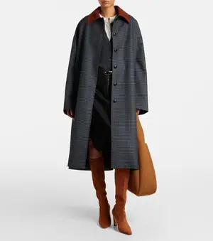 Manolo Blahnik Suede Knee-high Boots - Brown