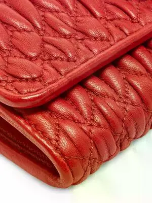 Miu Miu Matelassé Wallet-on-chain