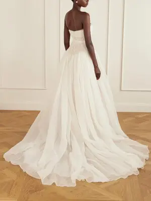 DANIELLE FRANKEL Strapless Bustier Gown In Crinkled Silk-organza - Neutrals