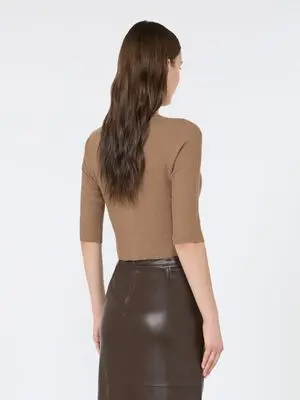 Max Mara Woollen Yarn Cropped Cardigan