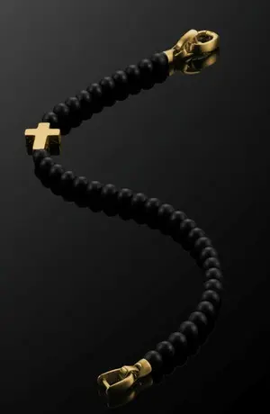 VINCERO Onyx Bead Cross Bracelet