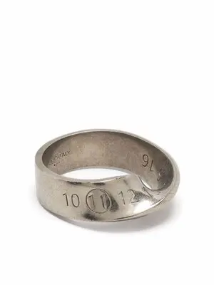 MAISON MARGIELA Logo Twisted Number Ring - Silver