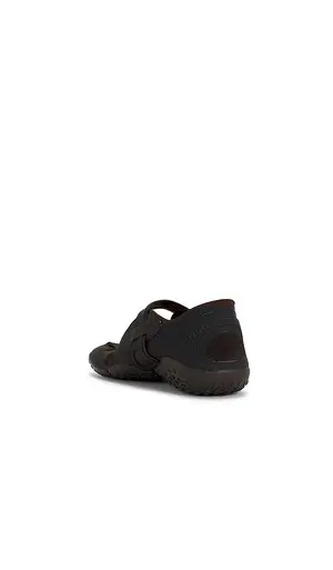 NIKESKIMS Rift Mesh Split-toe Sneakers - Brown