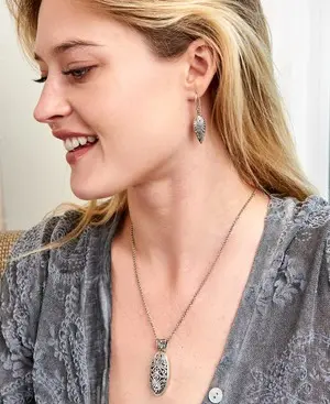 DEVATA Angel Wings Earrings