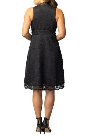 KIYONNA Sleeveless V-neck Lace Cocktail Dress
