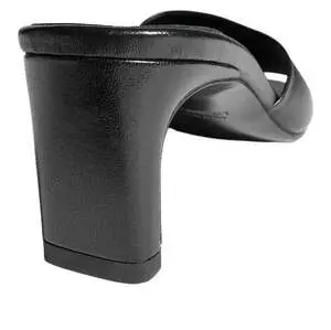 Gucci Slide Sandal With Double G Detail - Black