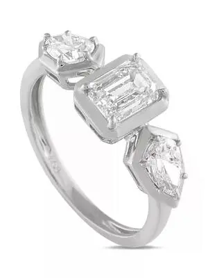 LB EXCLUSIVE 18k White Gold Diamond Trilogy Ring