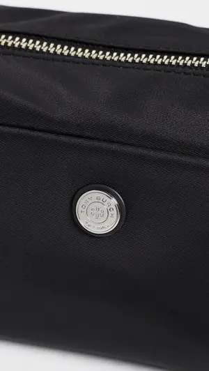 Tory Burch Twist Medium Cosmetic Case
