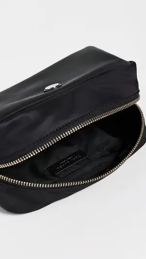 Tory Burch Twist Medium Cosmetic Case