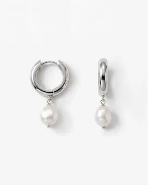ELK & BLOOM Chunky Freshwater Pearl Hoops - Silver