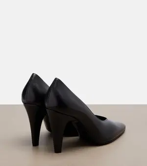 Alaïa Leather Pumps