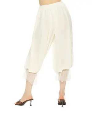 ALEXIA ADMOR Jules Bloomer Pants With Lace Trim - Ivory