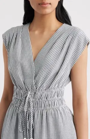 Julia Jordan Tiered Stripe Seersucker V-neck Dress - White Multi