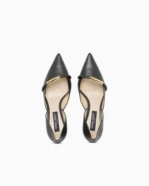 Giorgio Armani Pointed Toe Leather Pumps With Strap And Low Heel - Black