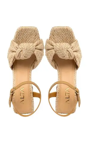 ALTA Alessia Natural Sandals
