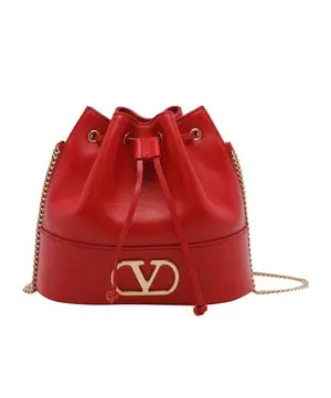 Valentino Garavani Logo Shoulder Bag - Red