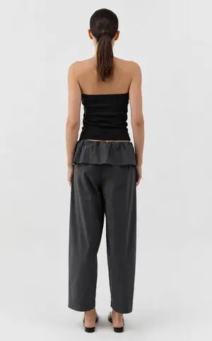 ST. AGNI Peplum Cotton Tapered Leg Pants - Black