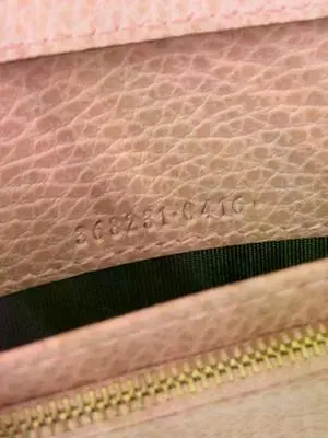 Gucci 2000-2015 Dollar Calfskin Swing Wallet On Strap Crossbody Bag - Pink