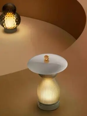 NASONMORETTI Jingasa Ribbed-glass Table Lamp