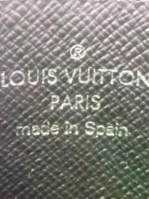 LOUIS VUITTON 2021-2026 Epi Card Holder