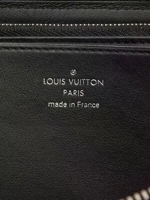 LOUIS VUITTON 2010-2026 Monogram Mahina Zippy Wallet Long Wallets