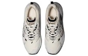 Asics Gel-100 Tr Low Top Sneakers - White/black