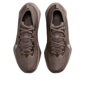 Nike Zegama Trail Sneakers